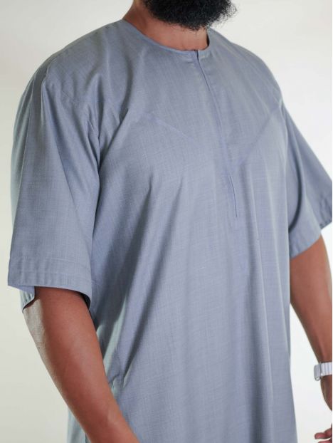 Qamis Emirati, a collection of elegant and classy qamis for everyone